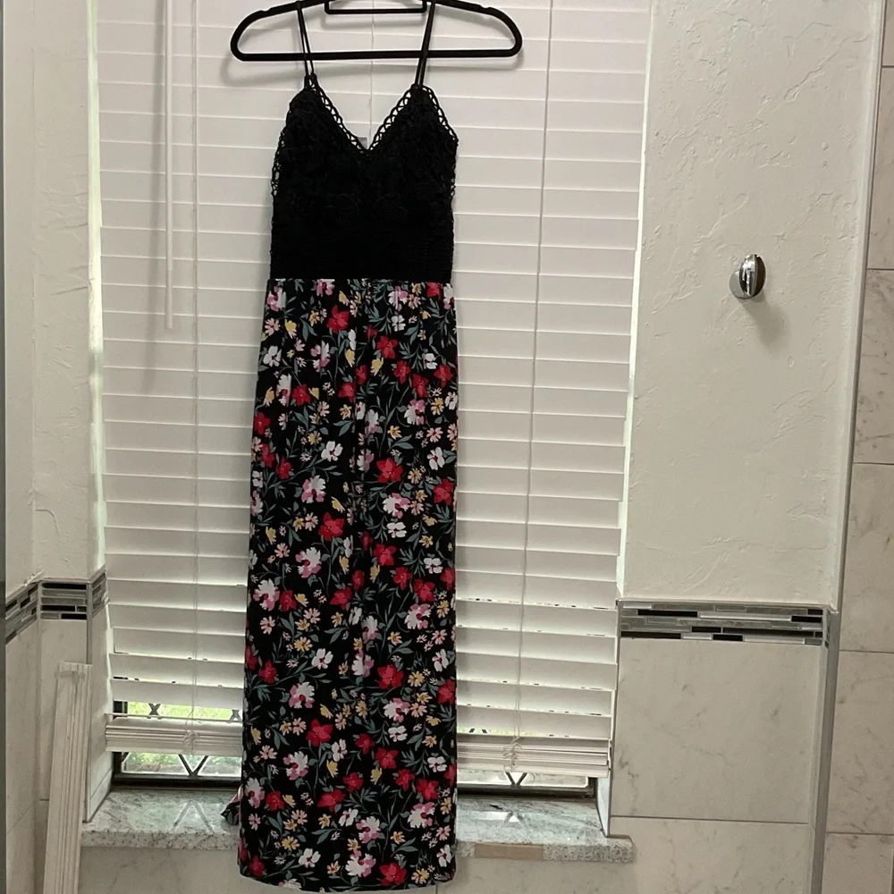 No Boundaries | Dresses | No Boundaries Crochet Black Red Floral Maxi ...